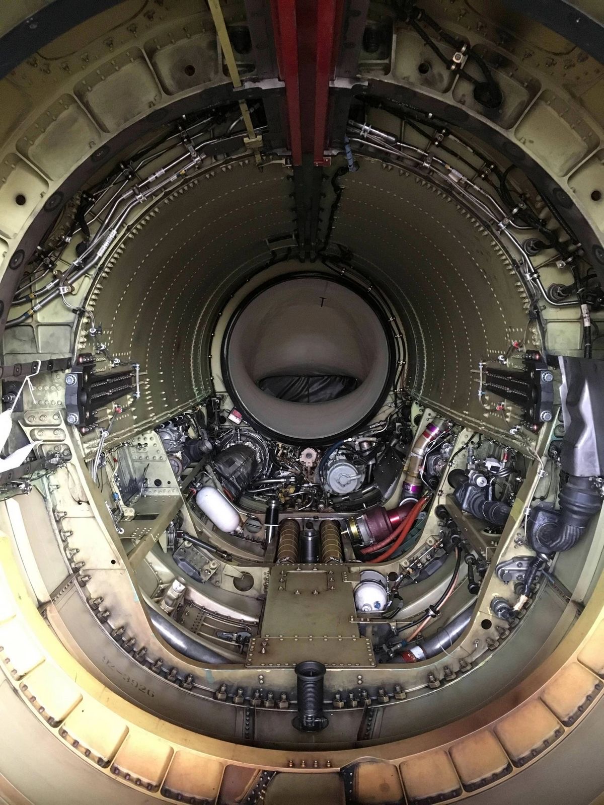 The F-16 Fighting Falcon – airplanelikes